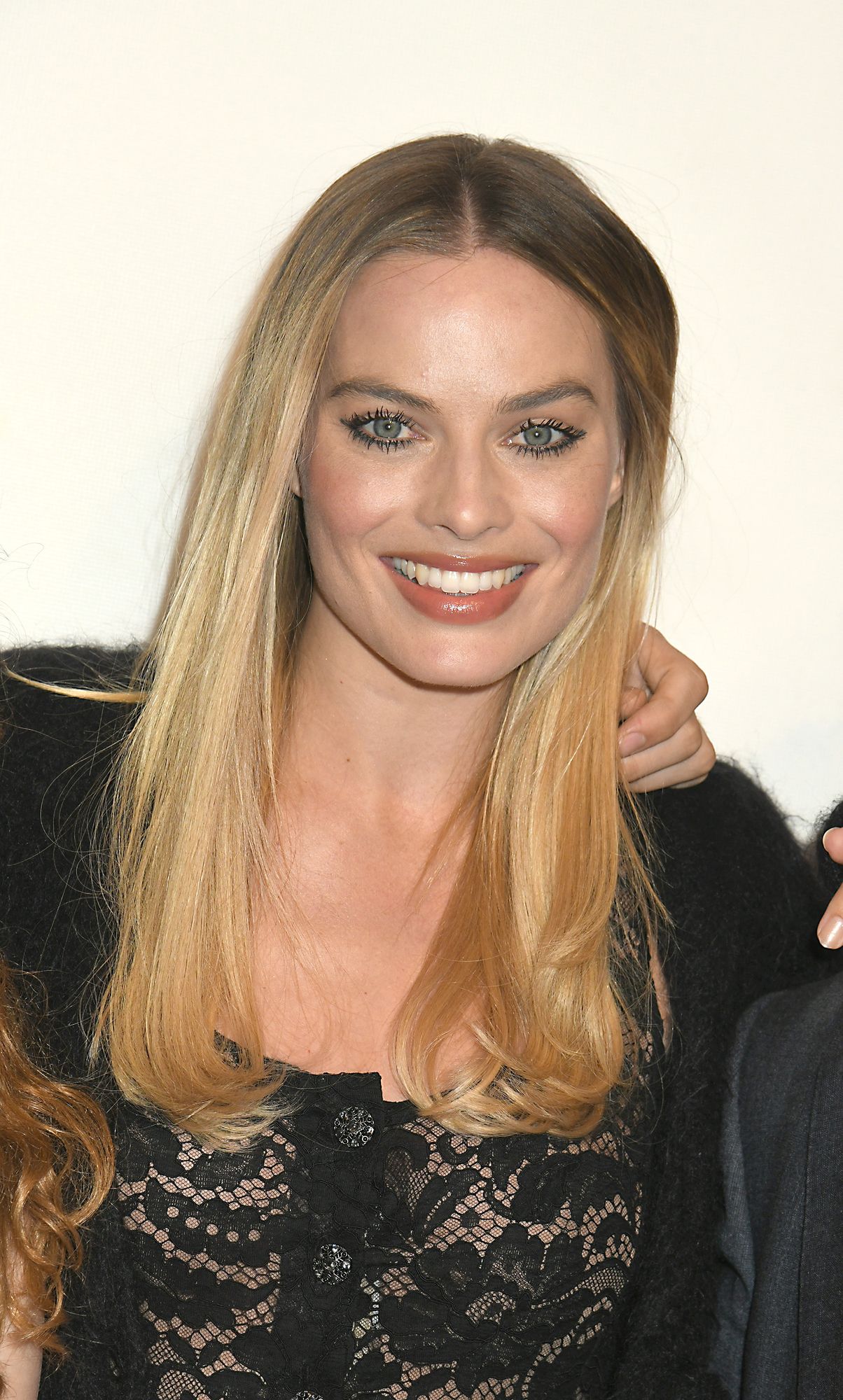 April 28: "Dreamland" Premiere - 2019 Tribeca Film Festival - 058 ...