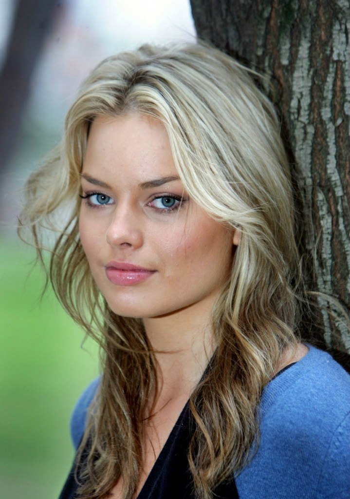 Session 003 - 002 - Loving Margot Robbie | Photo Gallery | Margot ...